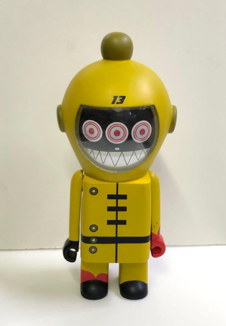 7.5” TOY2R DALEK 06 SPACEBOT NO.13 19CM SPACE ROBOT DESIGNER TOY 2006 ...